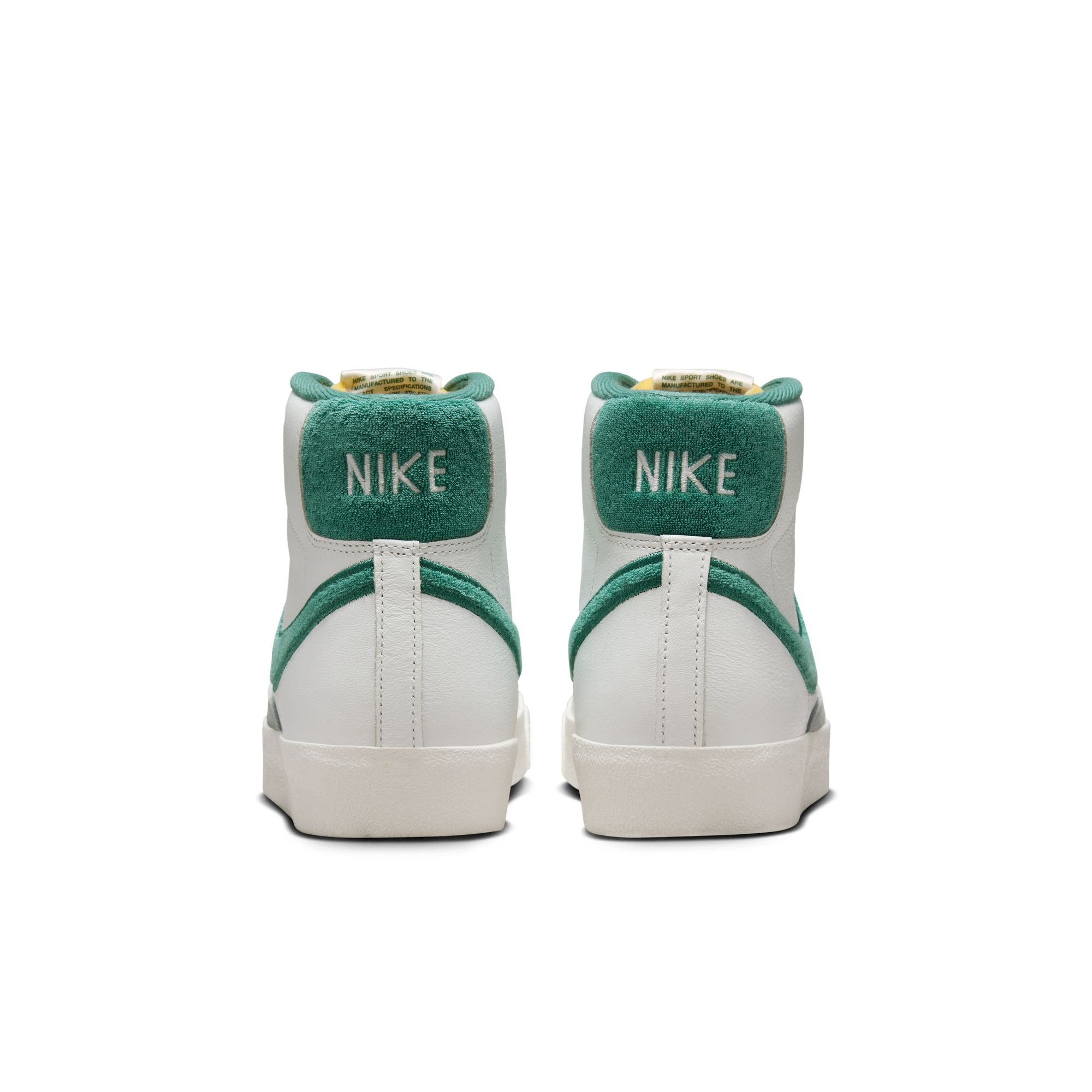 NIKE – Creme321