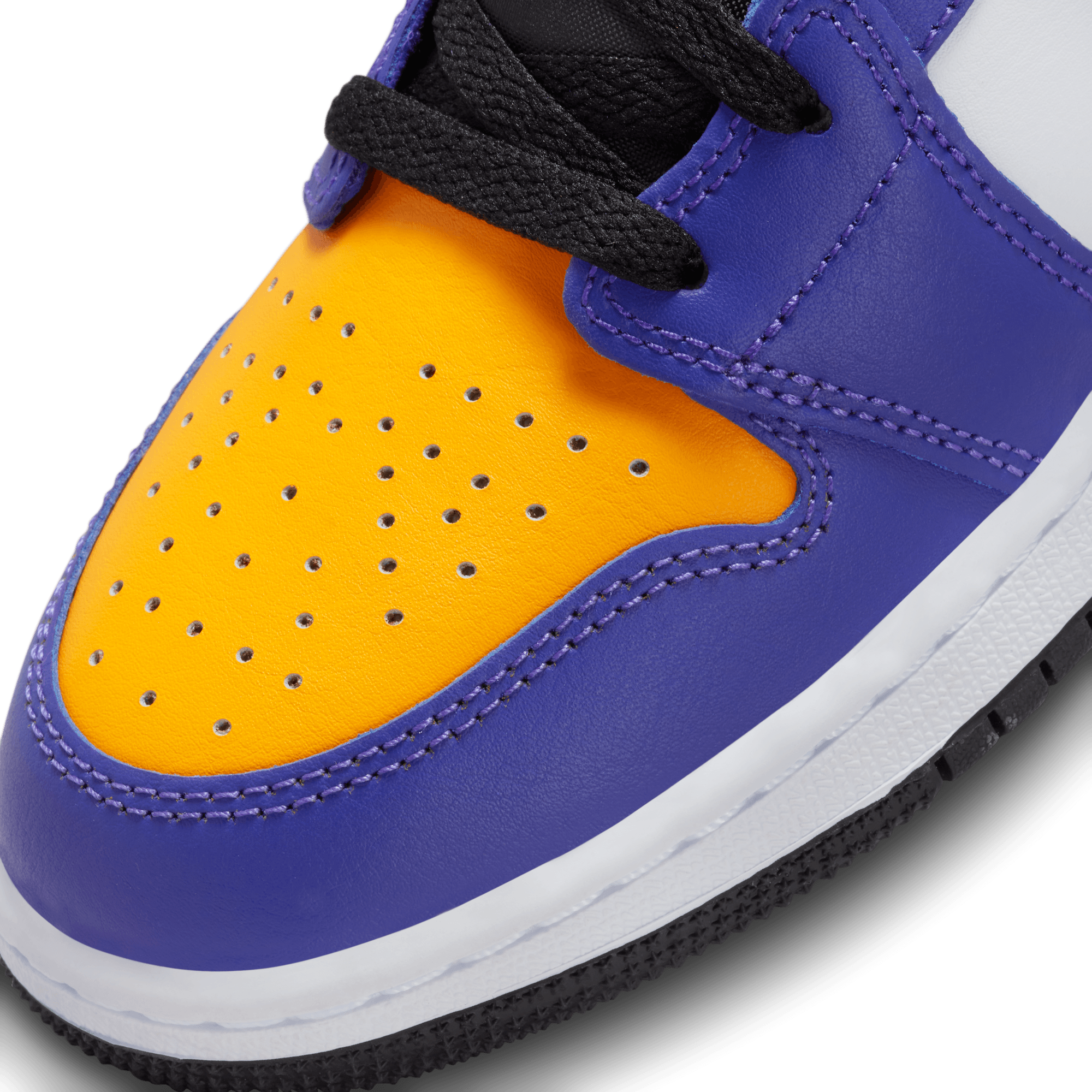 NEW ARRIVALS – Creme321